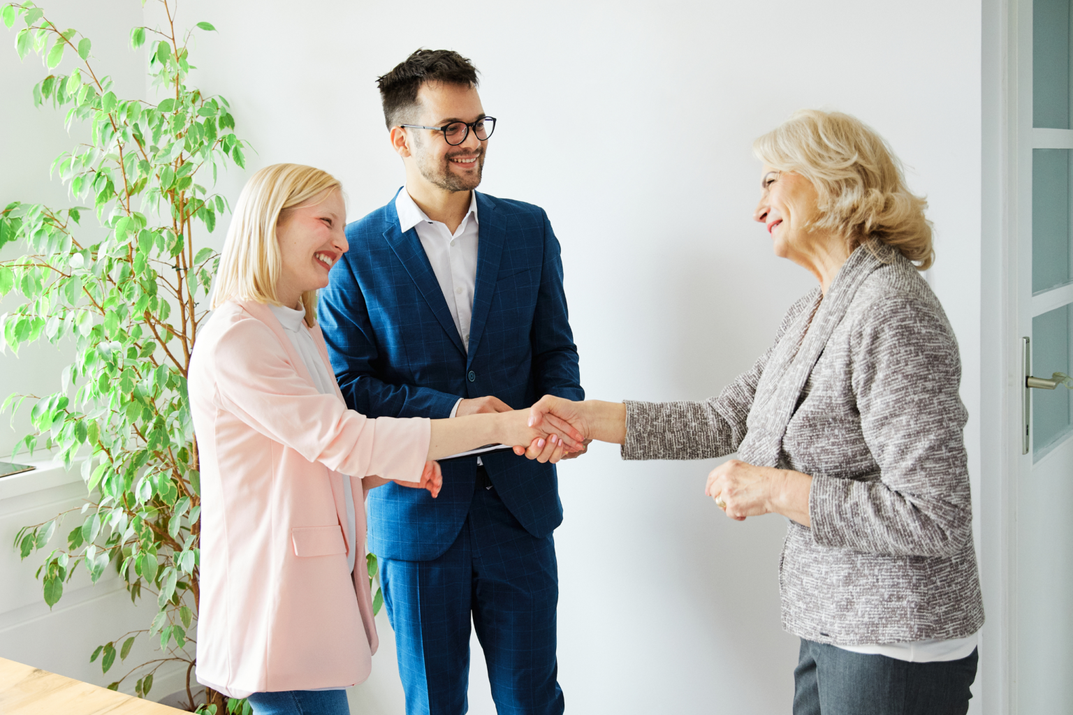 How to Approach Major Donors as Stakeholders - Creative Fundraising Advisors